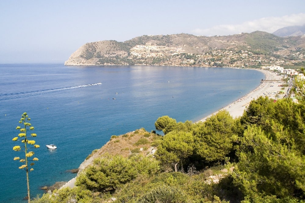Strand van La Herradura, Almuñecar (Granada) - Ruralidays